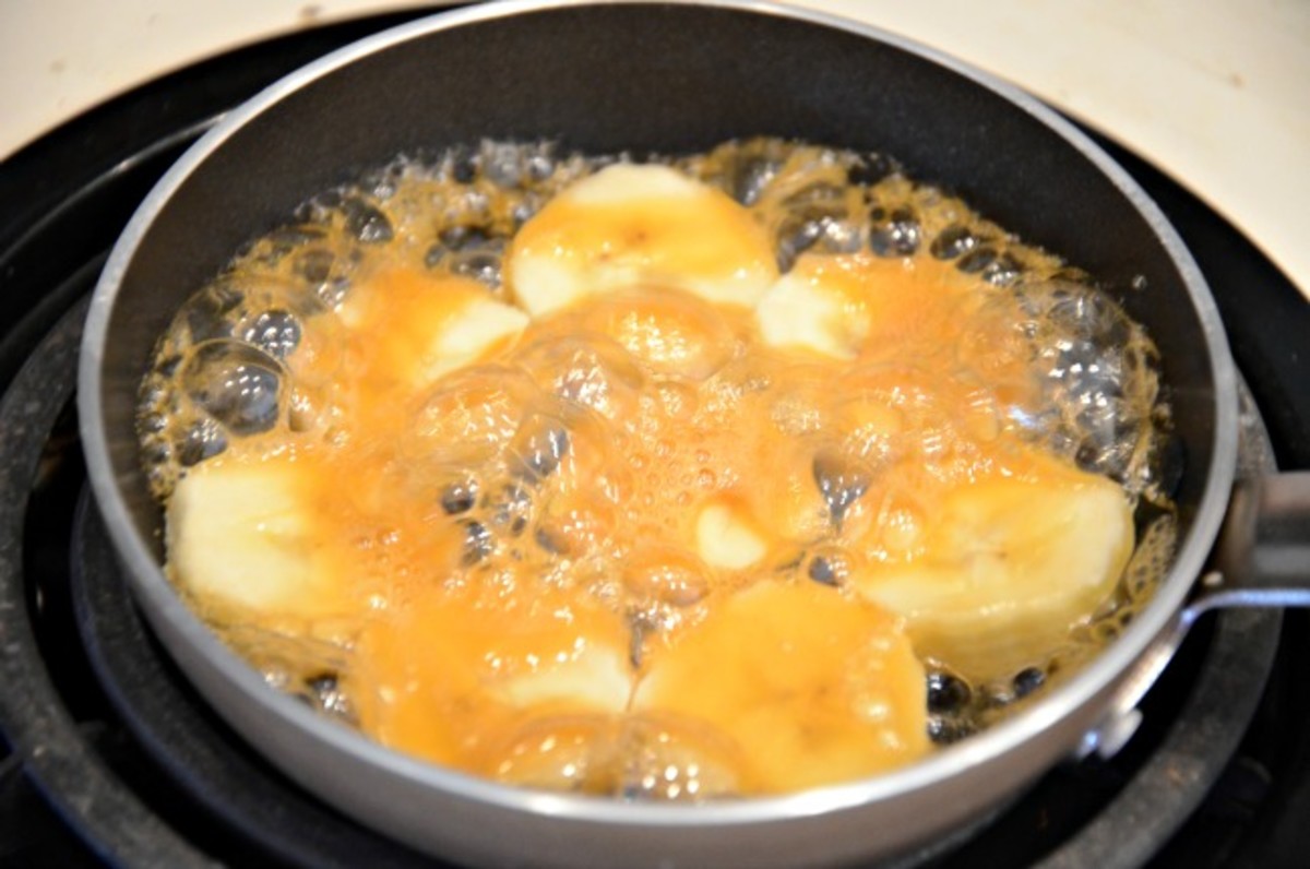 Blondie Sundae With Pan Fried Bananas Walnuts And Warm Caramel Syrup