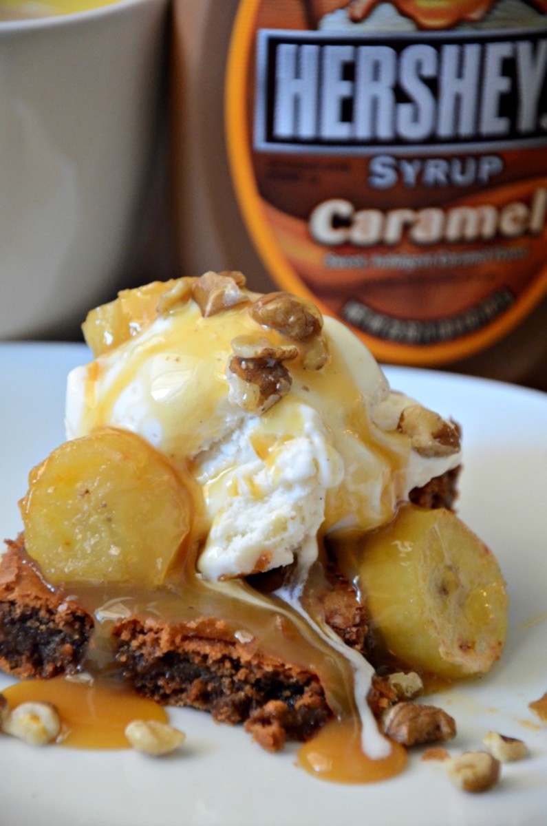 Blondie Sundae With Pan Fried Bananas Walnuts And Warm Caramel Syrup